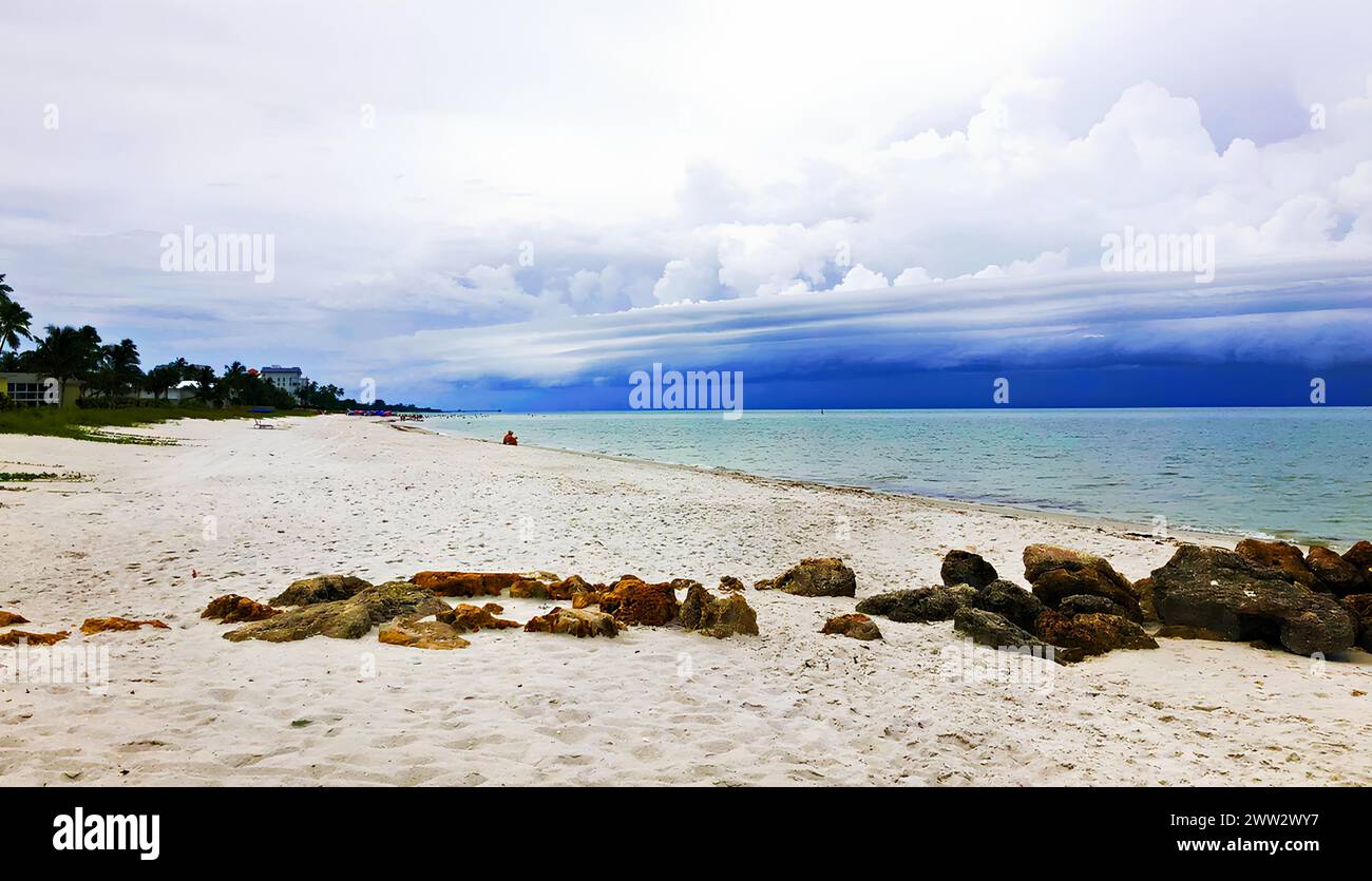 The beautiful beaches of Naples, Florida, USA Stock Photo - Alamy