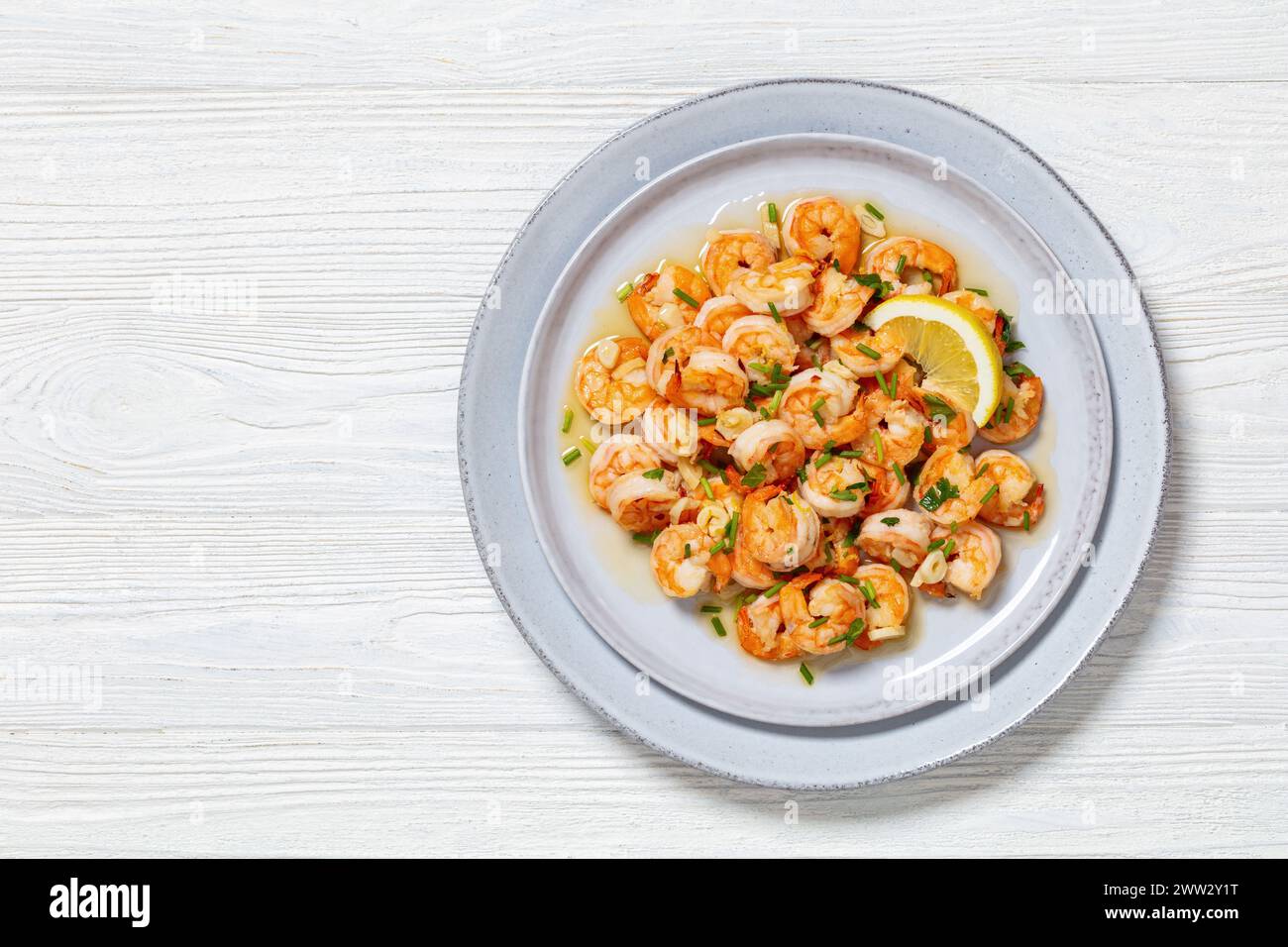 gambas al ajillo, easy spanish garlic shrimp are sauteed in olive oil ...