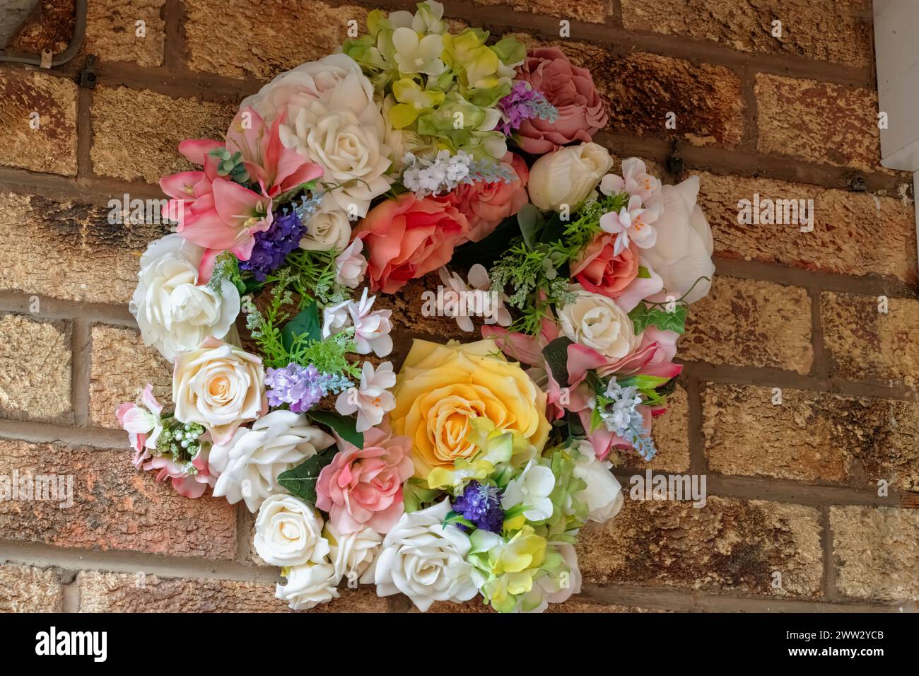 Artificial flower door reef hi-res stock photography and images - Alamy