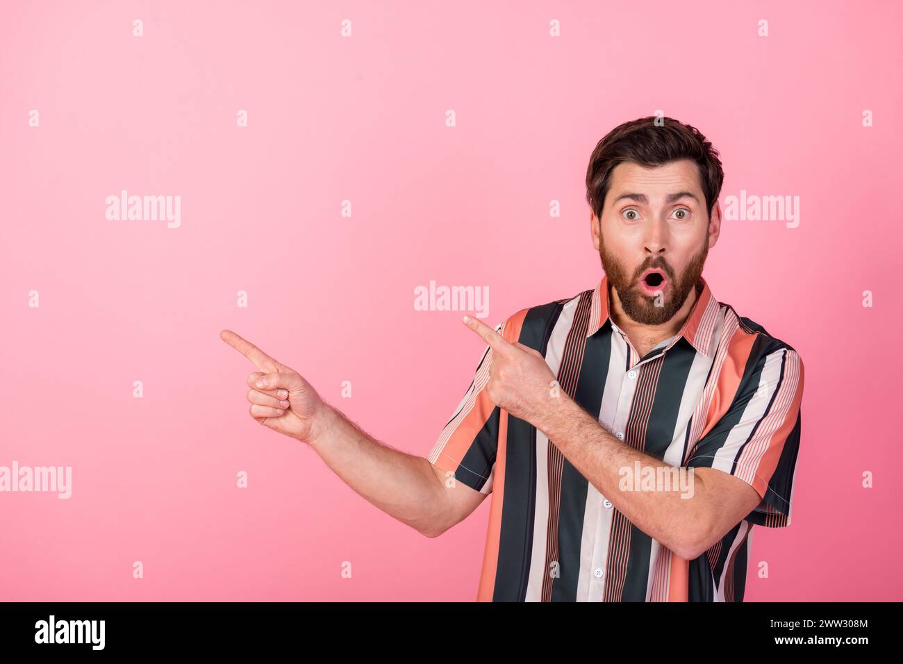 Portrait of speechless person open mouth cant believe direct fingers ...