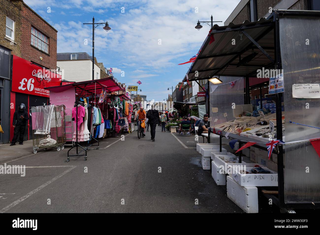Chapel market islington hi-res stock photography and images - Alamy