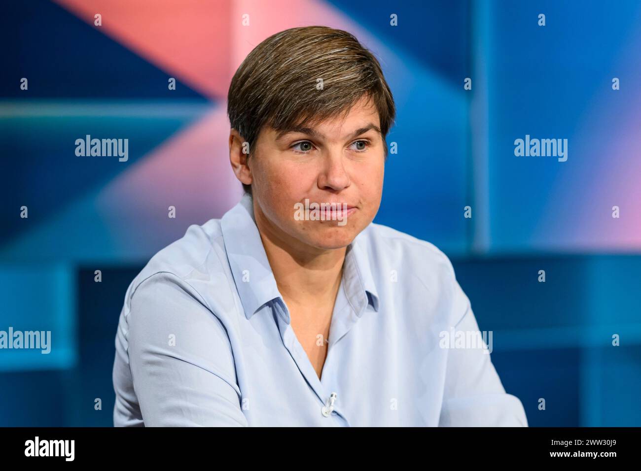 Ariane hingst hi-res stock photography and images - Alamy