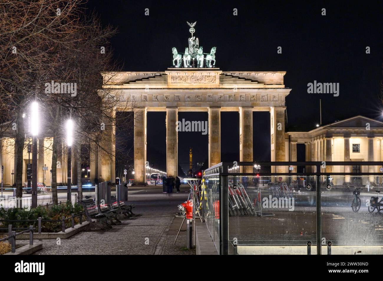 Der brandenburger tor hi-res stock photography and images - Alamy