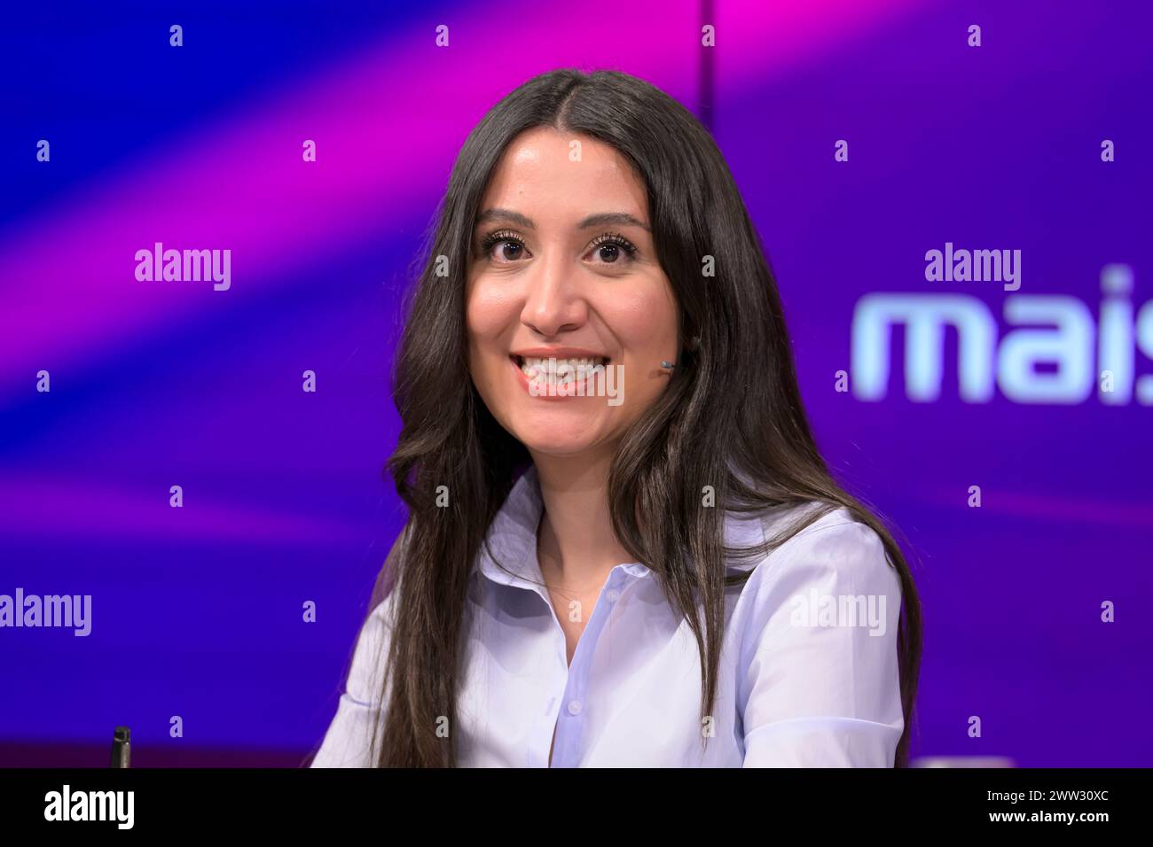 Alev Dogan (The Pioneer), zu Gast bei - maischberger, Polittalk, TV ...