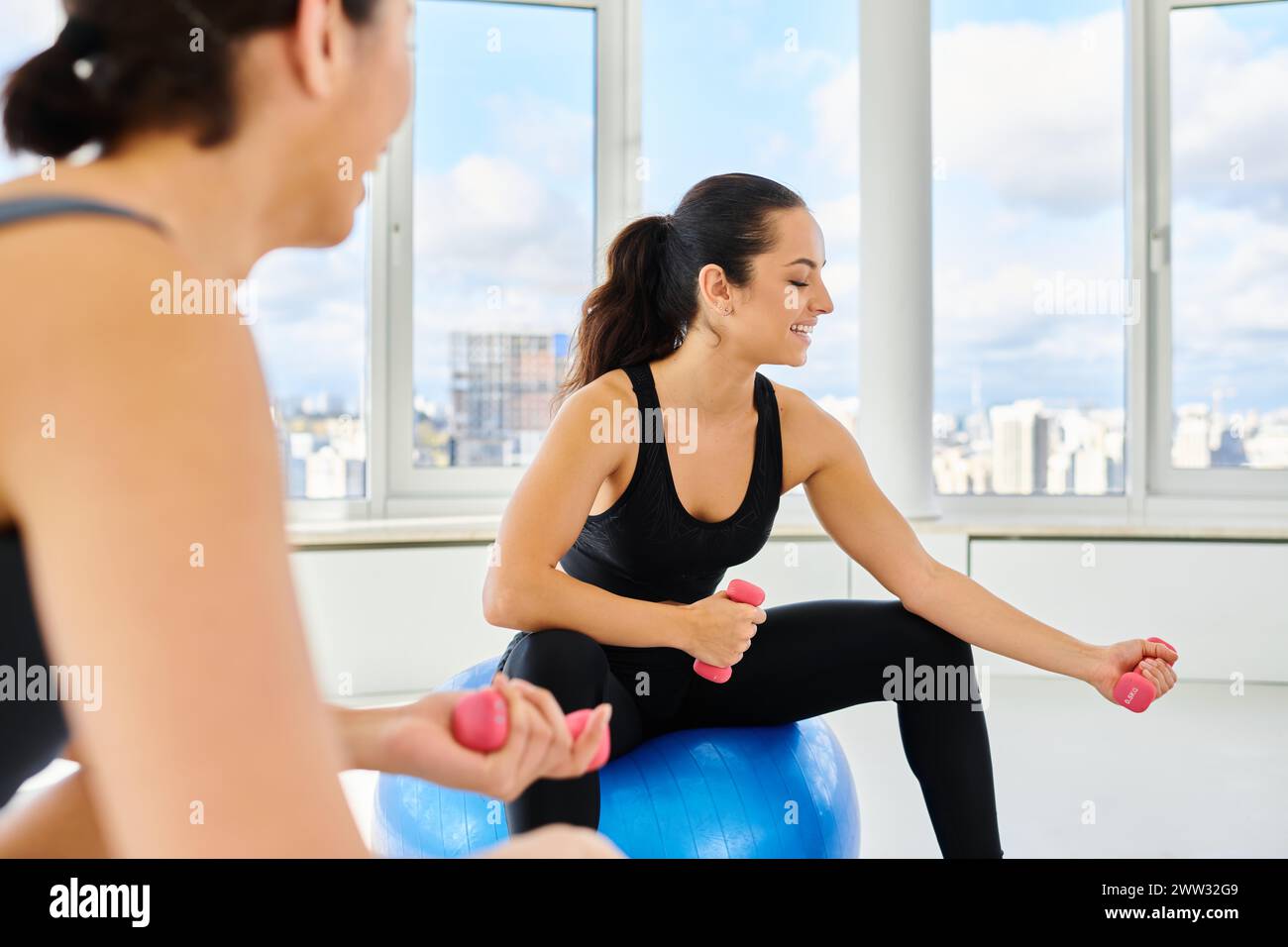 Happy multicultural female friends hi-res stock photography and images ...