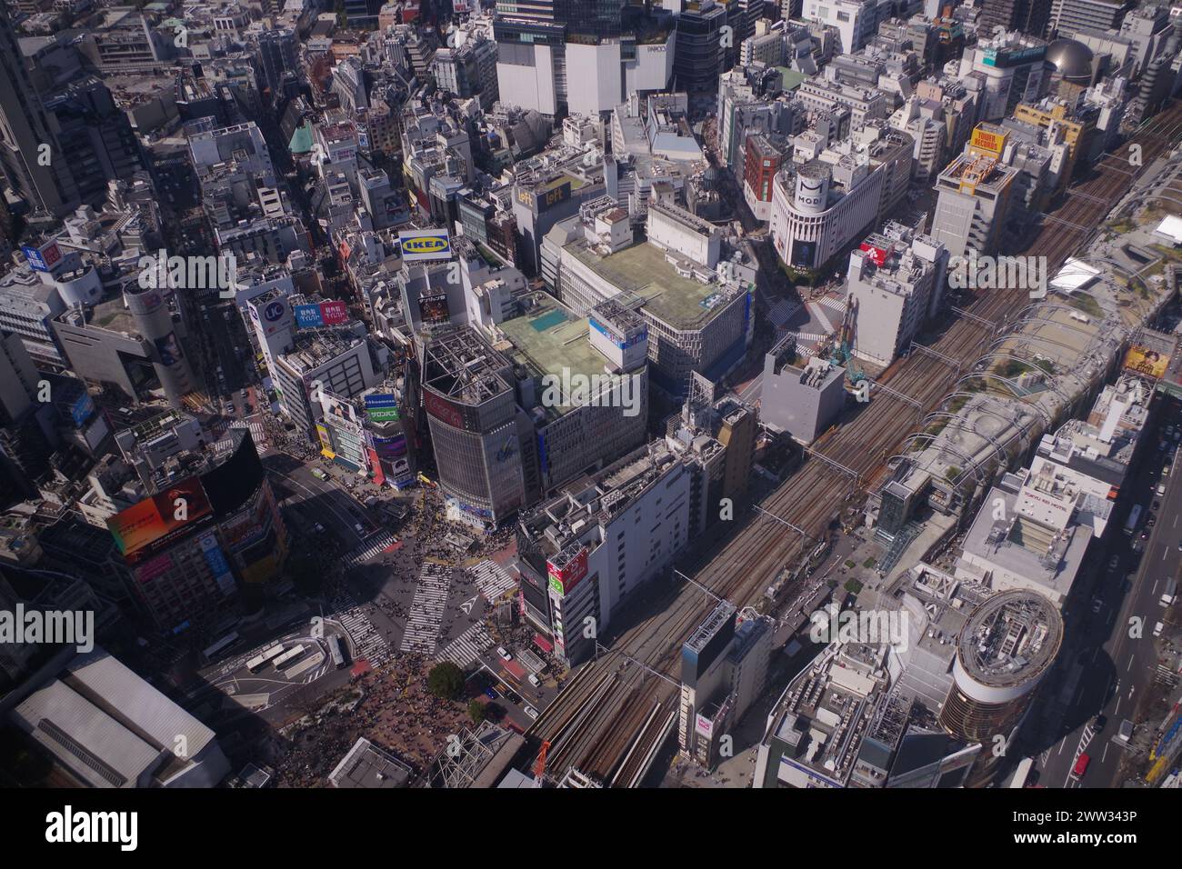 Japanese tall buildings hi-res stock photography and images - Alamy