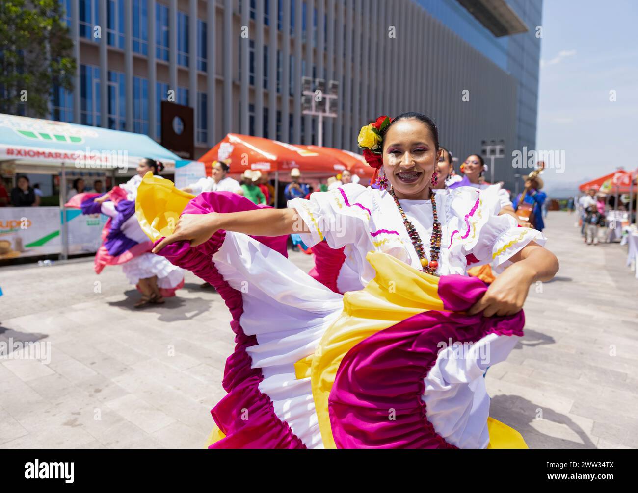 Tegucigalpa, Honduras. 20th Mar, 2024. People perform Honduran folk dance in Tegucigalpa ...