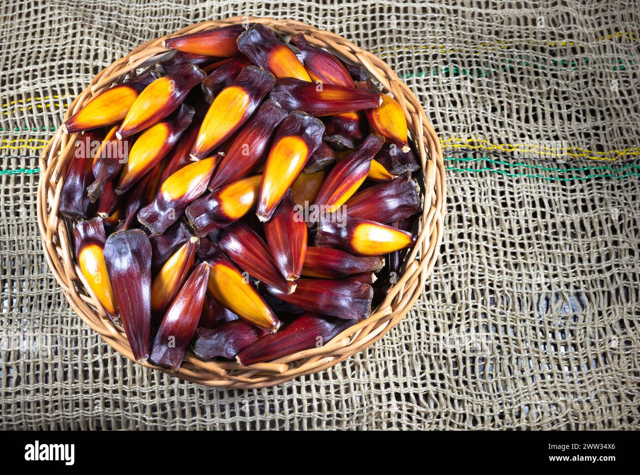 Wicker basket filled hi-res stock photography and images - Alamy