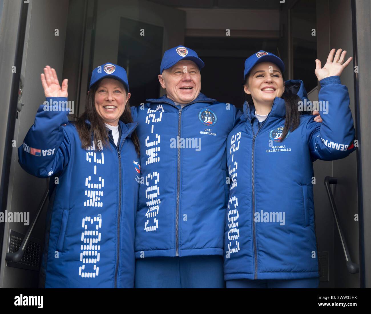 Expedition 71 NASA astronaut Tracy Dyson, left, Roscosmos cosmonaut ...