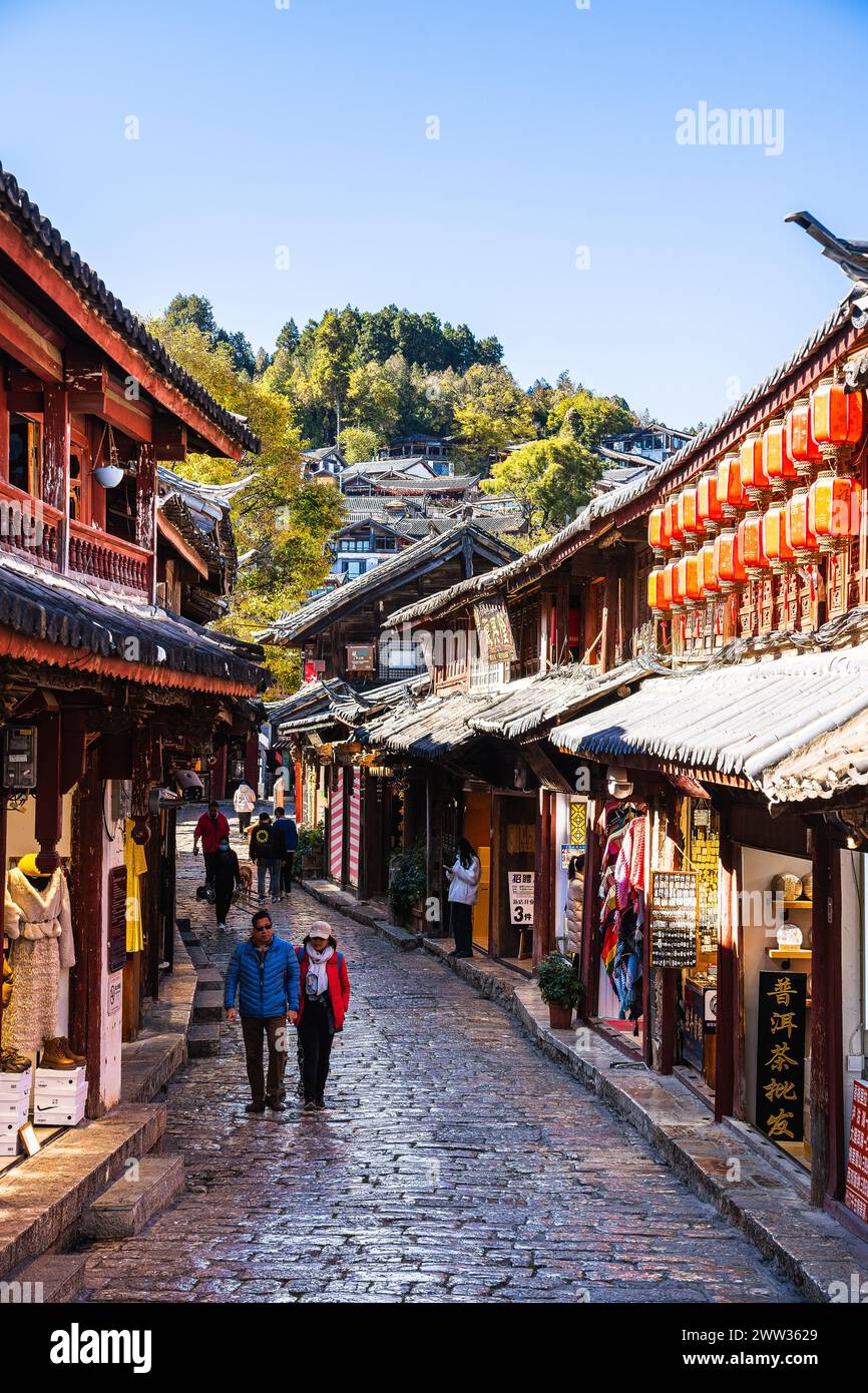 Lijiang old town night time hi-res stock photography and images - Alamy