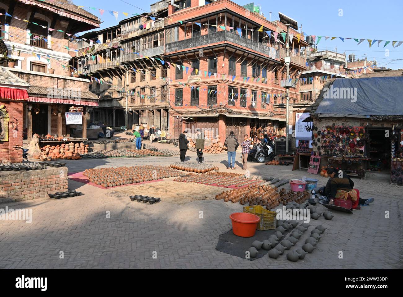 Pot vase square clay hi-res stock photography and images - Alamy
