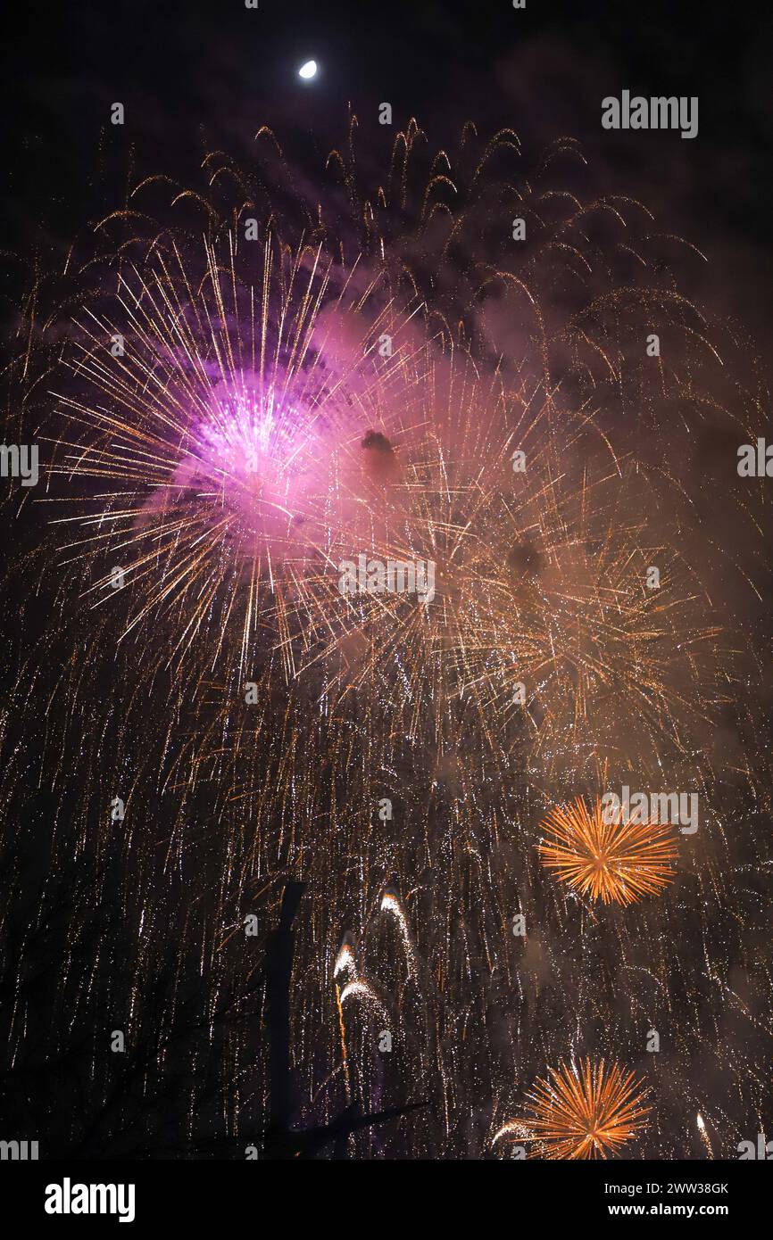 Beautiful flashes fireworks during celebration hi-res stock photography ...