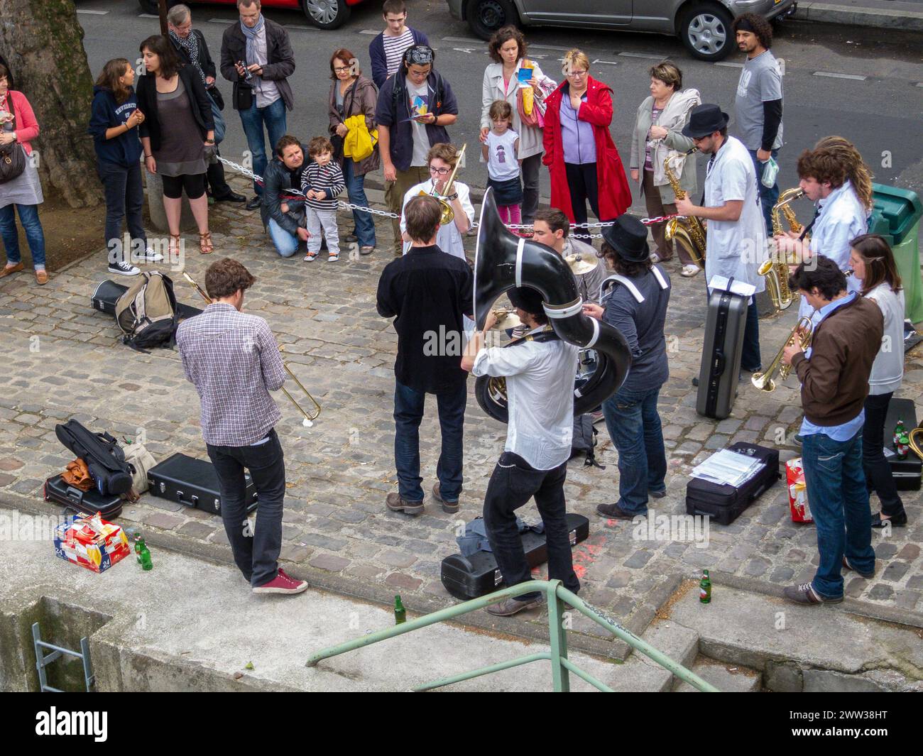 Paris, France, Large Crowd of People, Enjoying Free Public Music ...