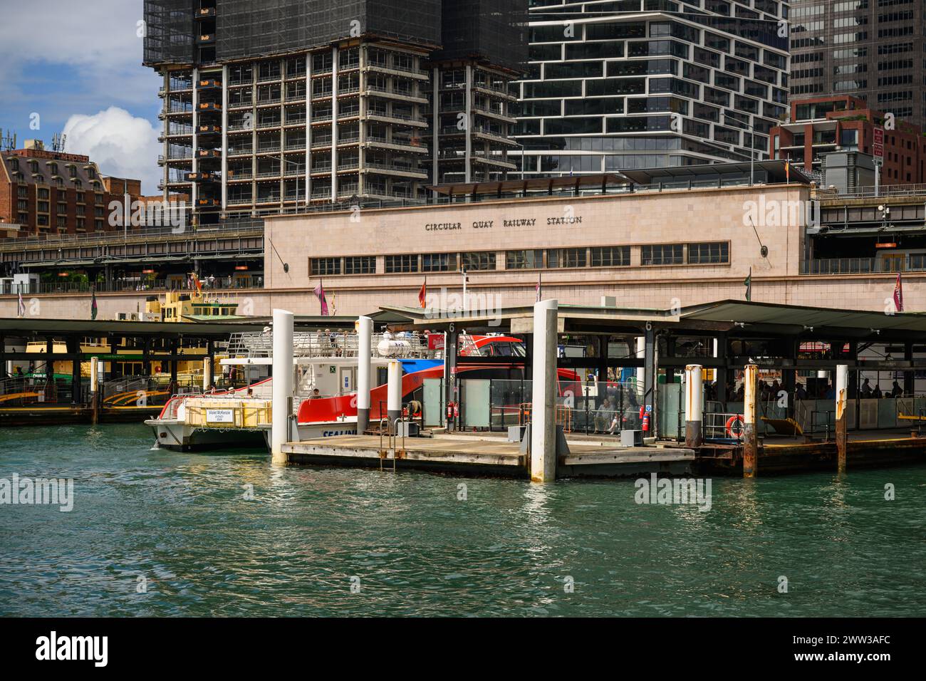 Circular Quay Wharf, Sysney Harbour, Sydney, Australia Stock Photo - Alamy