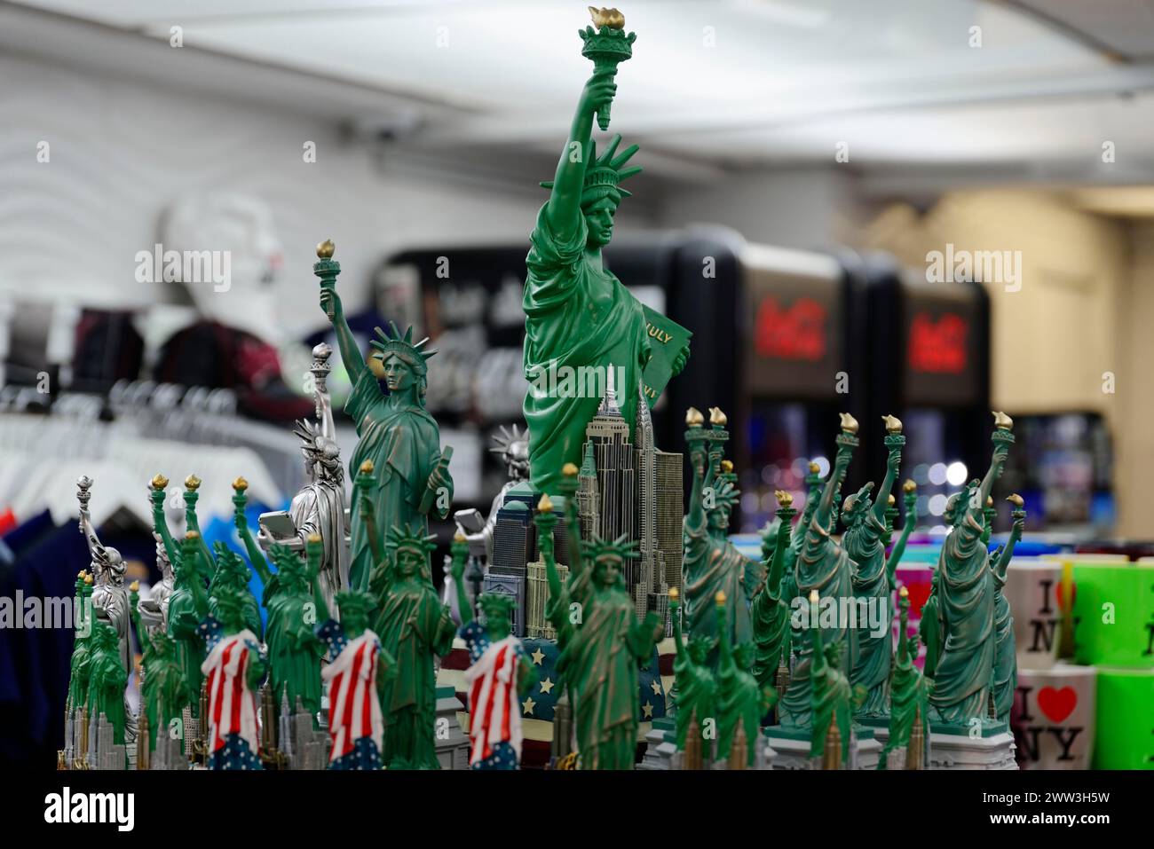 A collection of Statue of Liberty souvenirs in a souvenir shop ...