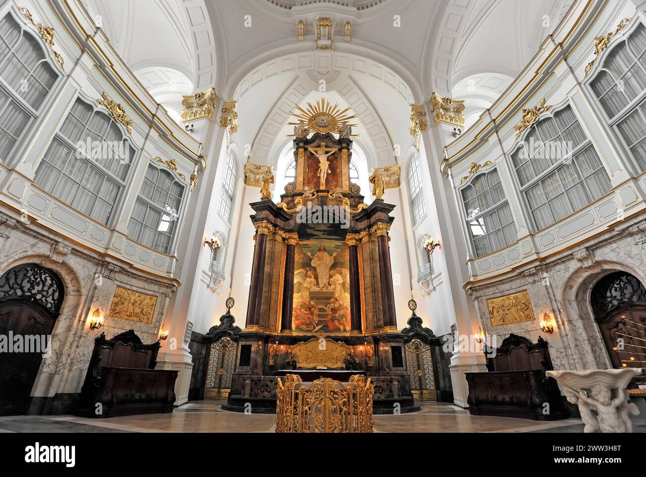 Michaeliskirche, Michel, baroque church St. Michaelis, first start of ...