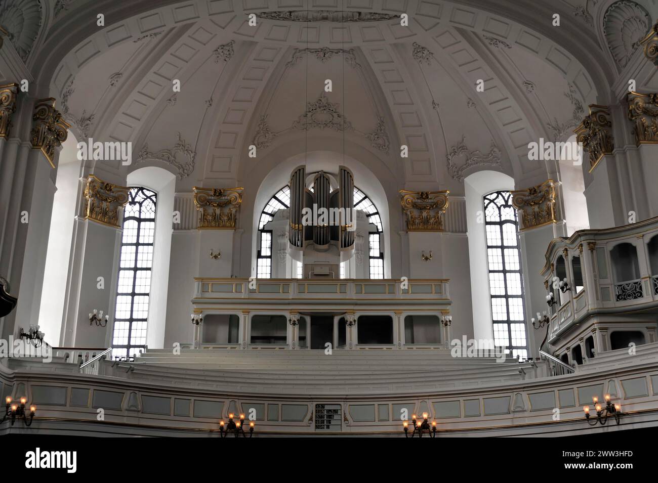Michaeliskirche, Michel, baroque church St. Michaelis, first ...