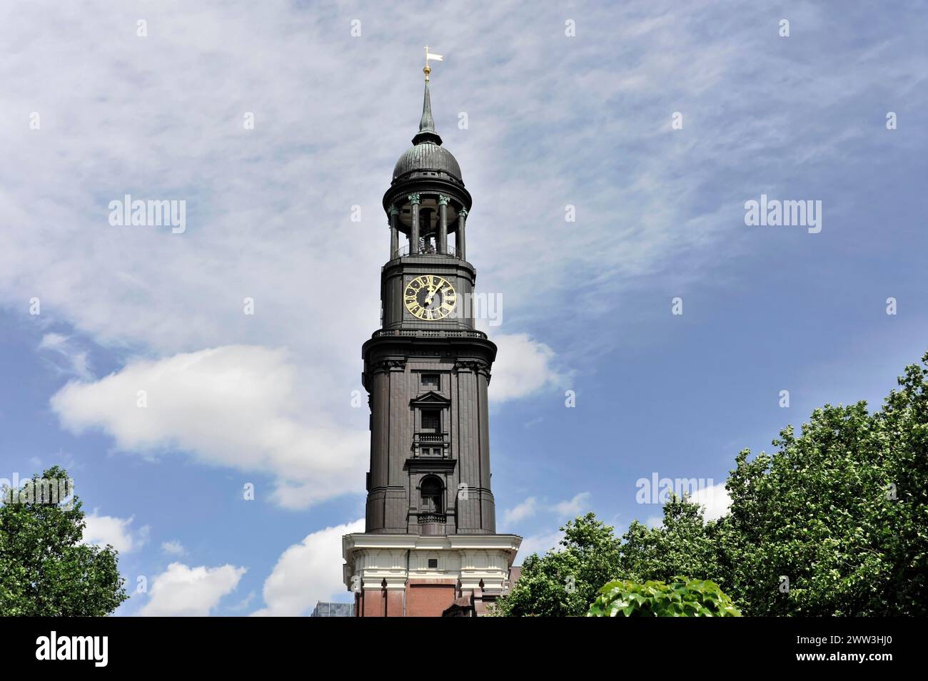 Michaeliskirche, Michel, baroque church St. Michaelis, first start of ...