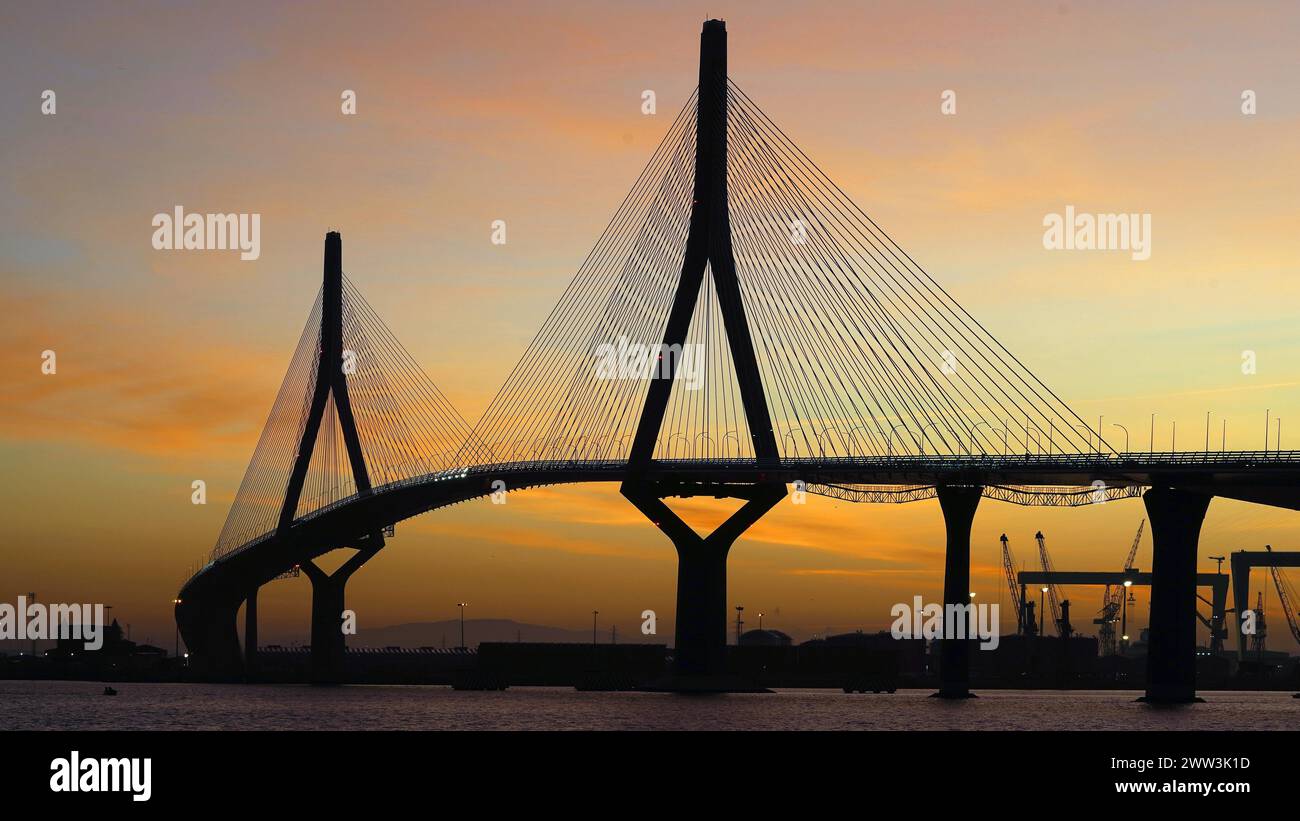 The Puente de la Constitucion de 1812 bridge in Cadiz, Cadiz, Spain ...