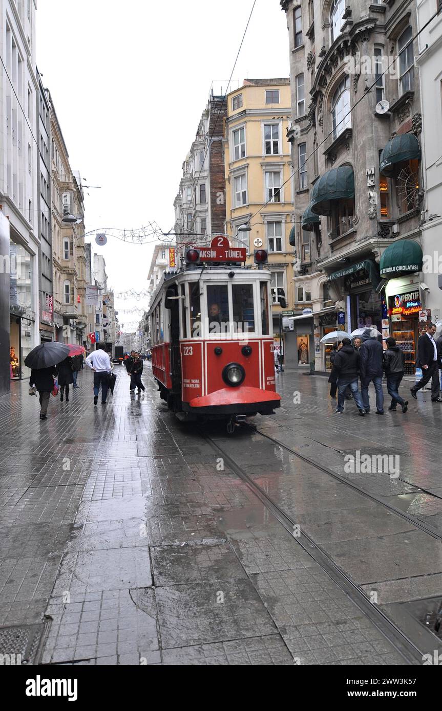 Road istanbul turkey hi-res stock photography and images - Alamy