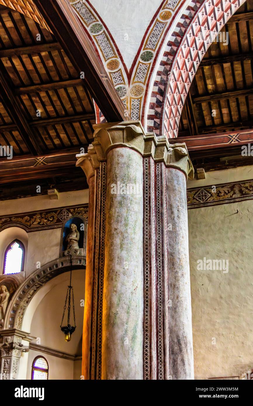 Duomo di Santa Maria Maggiore, 13th century, historic city centre ...
