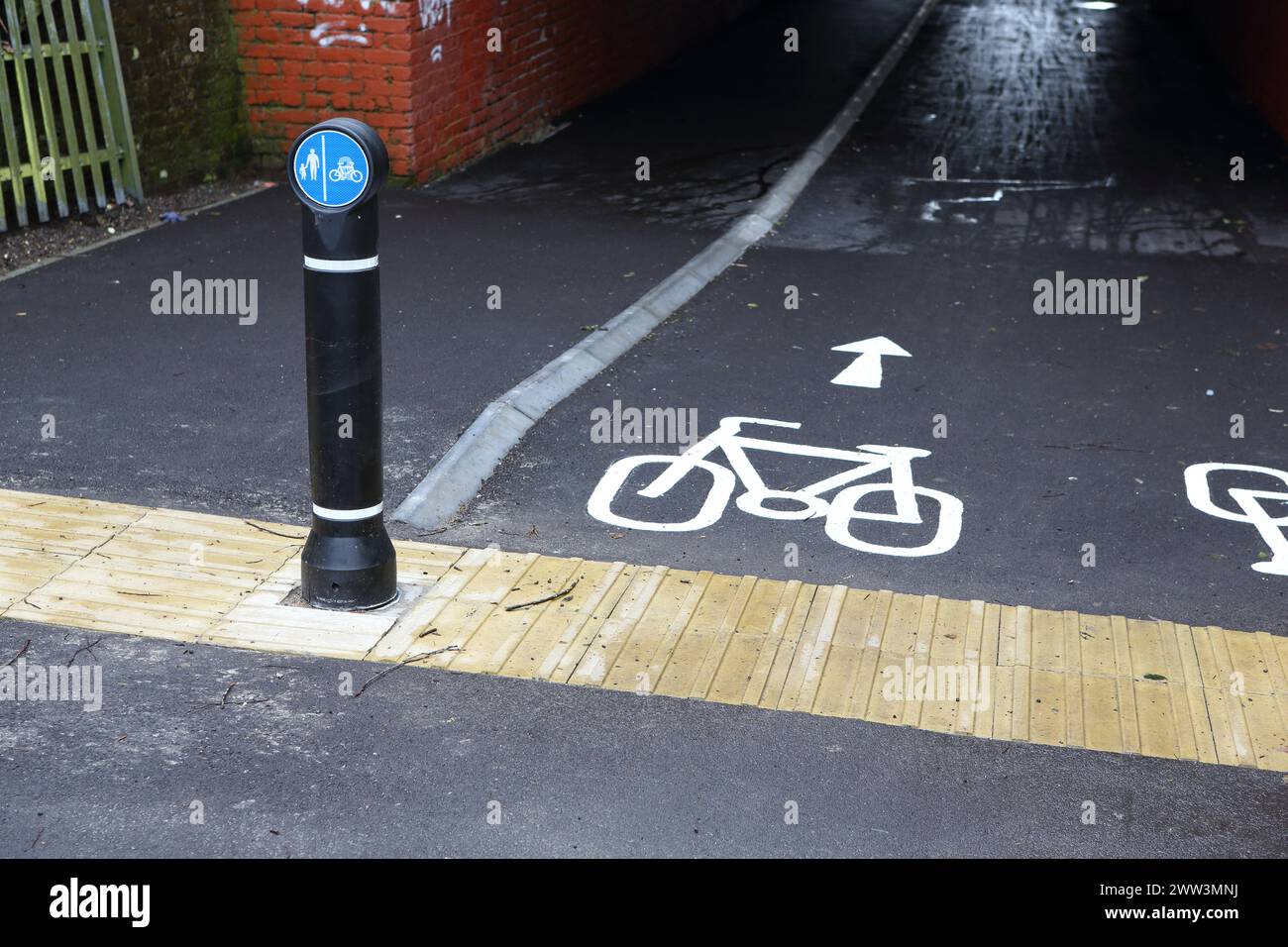 Cycle path and pedestrian path under railway at Basingstoke, Hampshire ...
