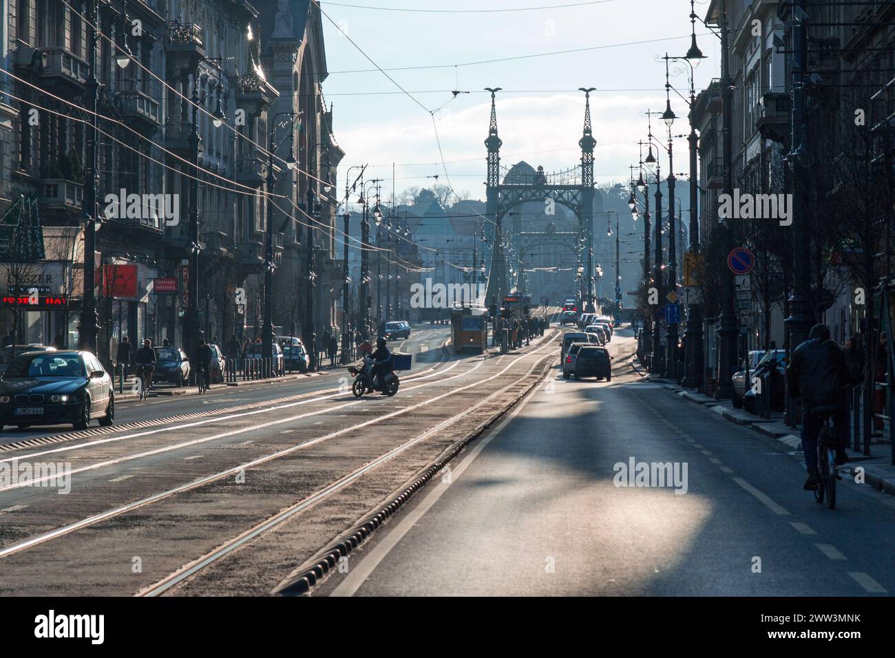 Historic boulevard sky hi-res stock photography and images - Alamy