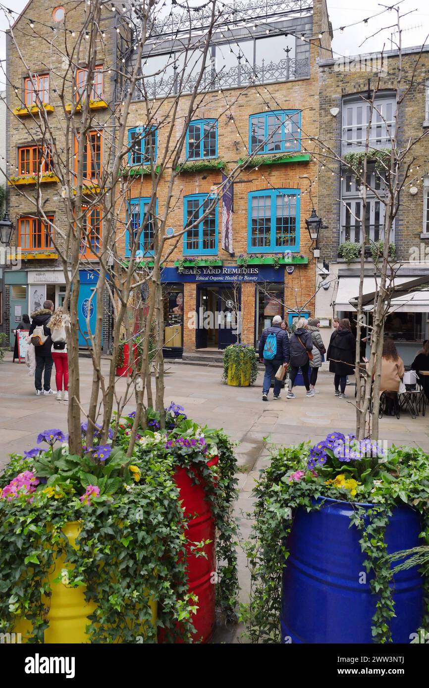 Großbritannien, London. Blick in NealÂ s Yard. *** Great Britain ...