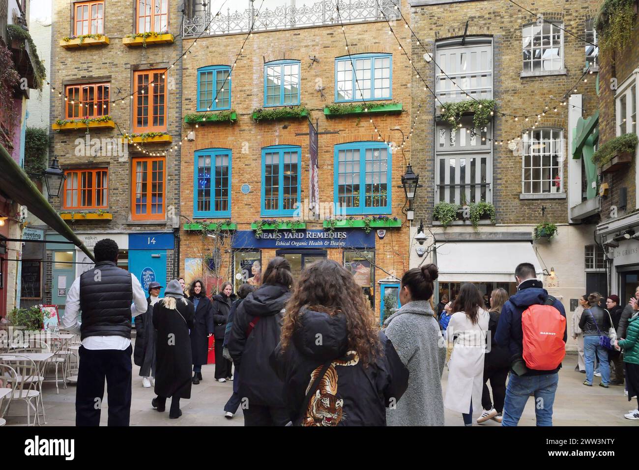 Großbritannien, London. Blick in NealÂ s Yard. *** Great Britain ...