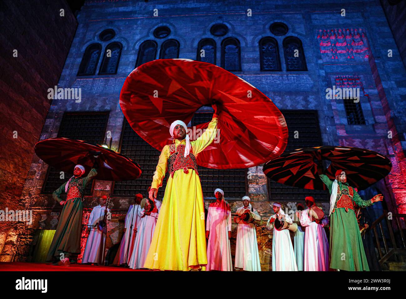 Cairo, Egypt. 20th Mar, 2024. Dancers perform Tanoura, a traditional ...