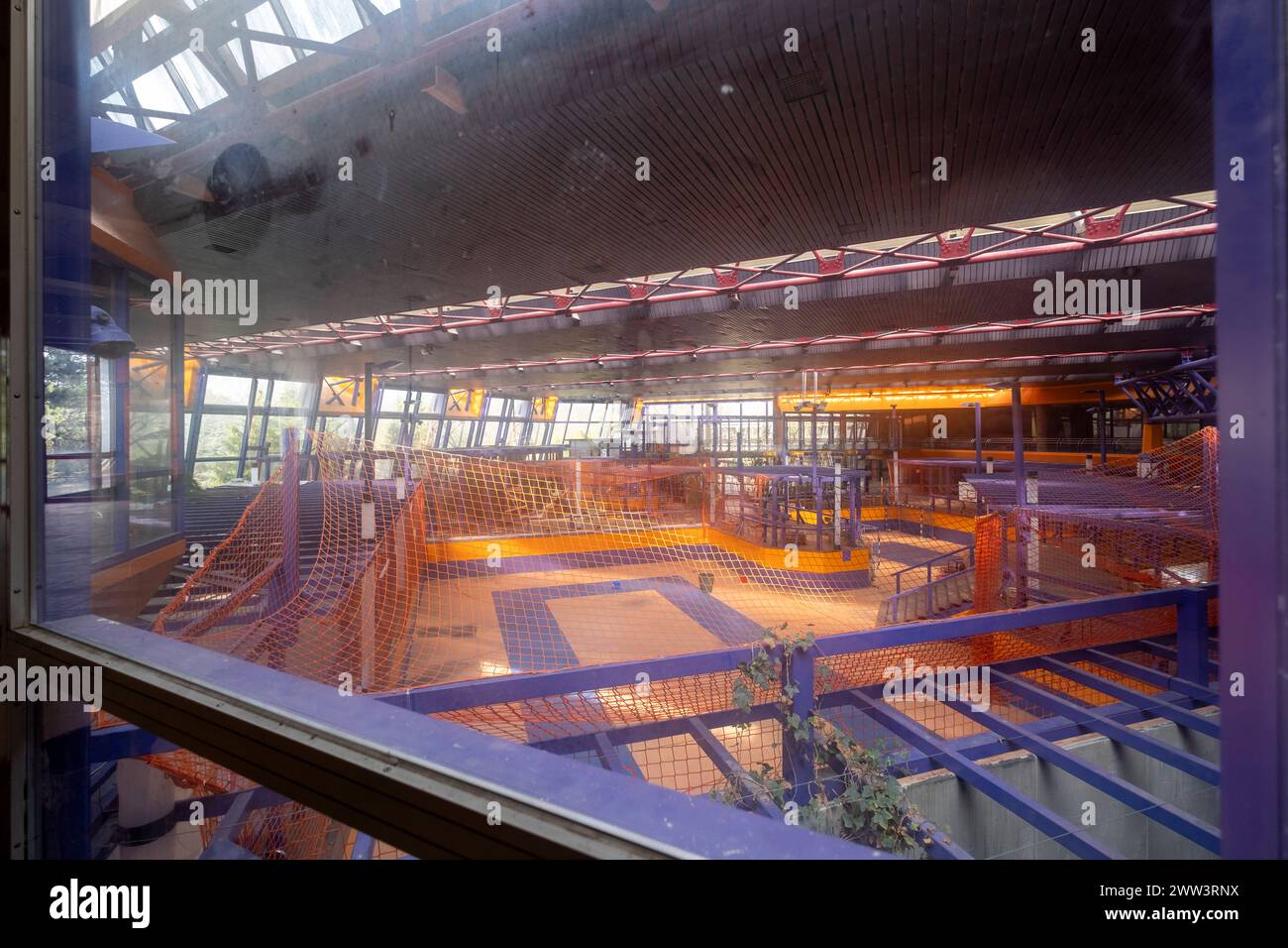 SEZ-Abriss Deutschland, Berlin, 20.03.2024, Berliner Sport- und ...