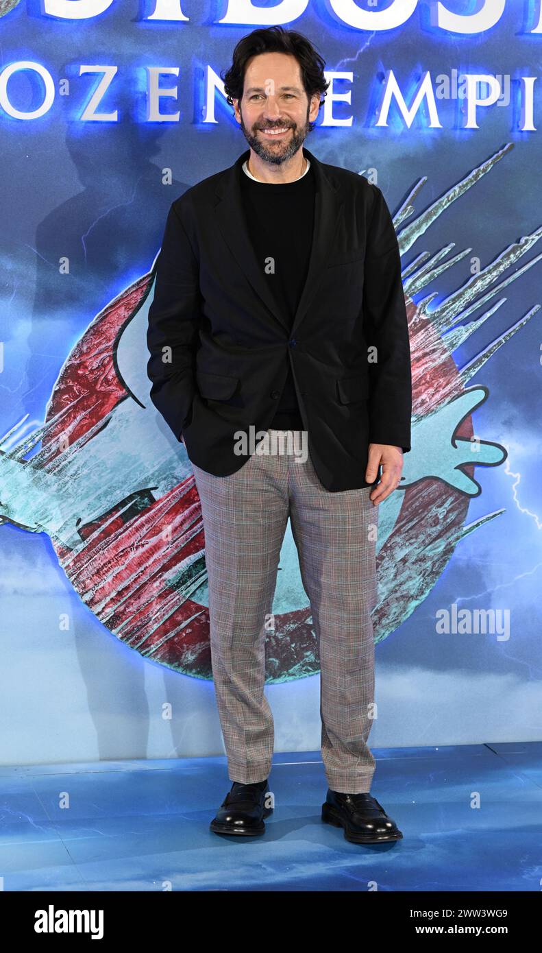Ghostbusters frozen empire paul rudd hi-res stock photography and ...
