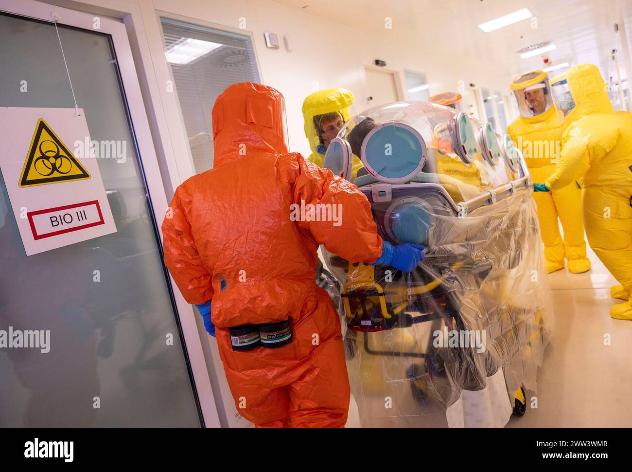 Systemation hi-res stock photography and images - Alamy