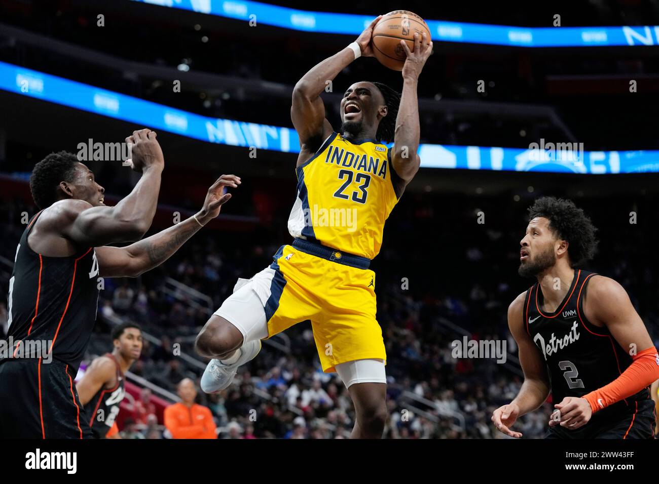 Indiana Pacers forward Aaron Nesmith attempts a basket during the first ...