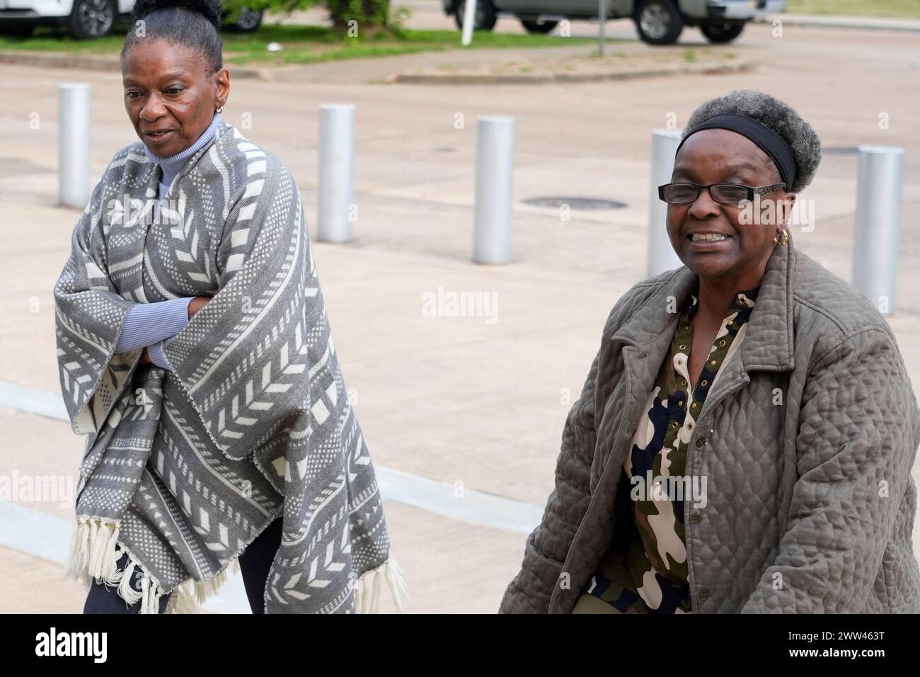 Mary Jenkins, left, mother of Michael Corey Jenkins and Linda Rawls ...