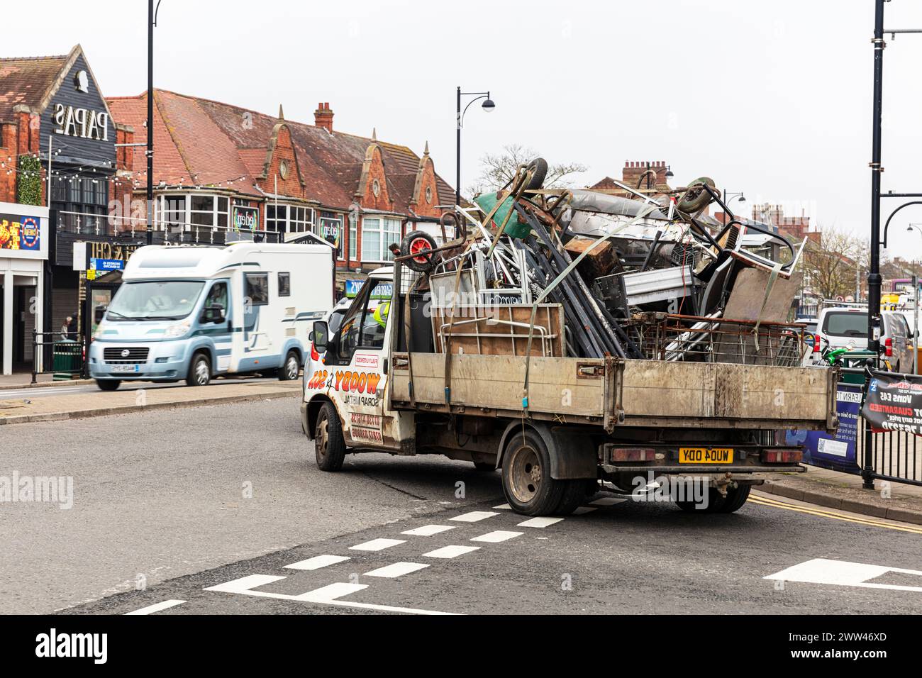 Scrap man hi-res stock photography and images - Alamy