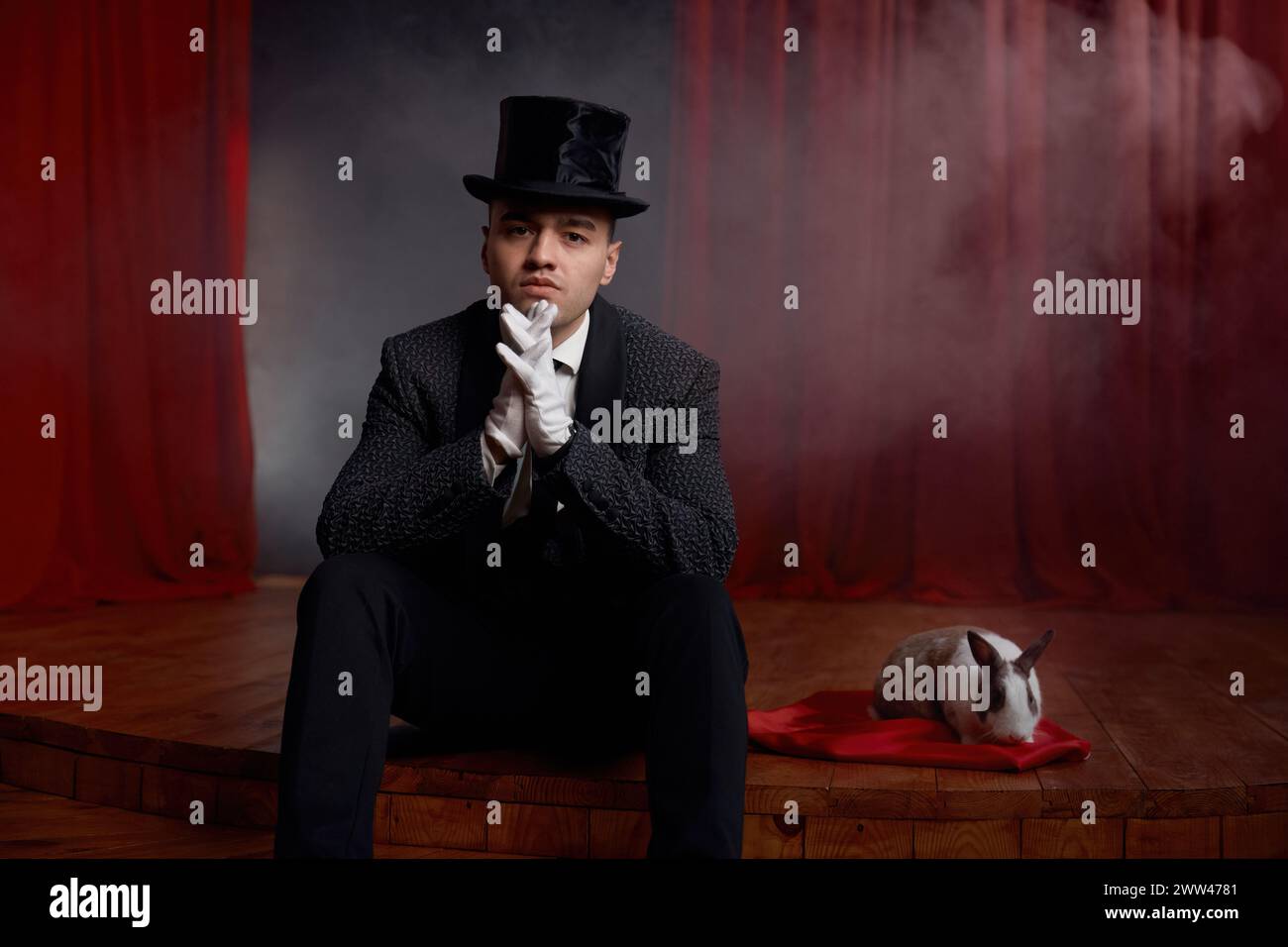 Festival of magic show hi-res stock photography and images - Alamy