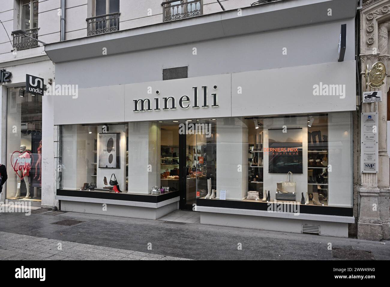 Minelli logo hi-res stock photography and images - Alamy