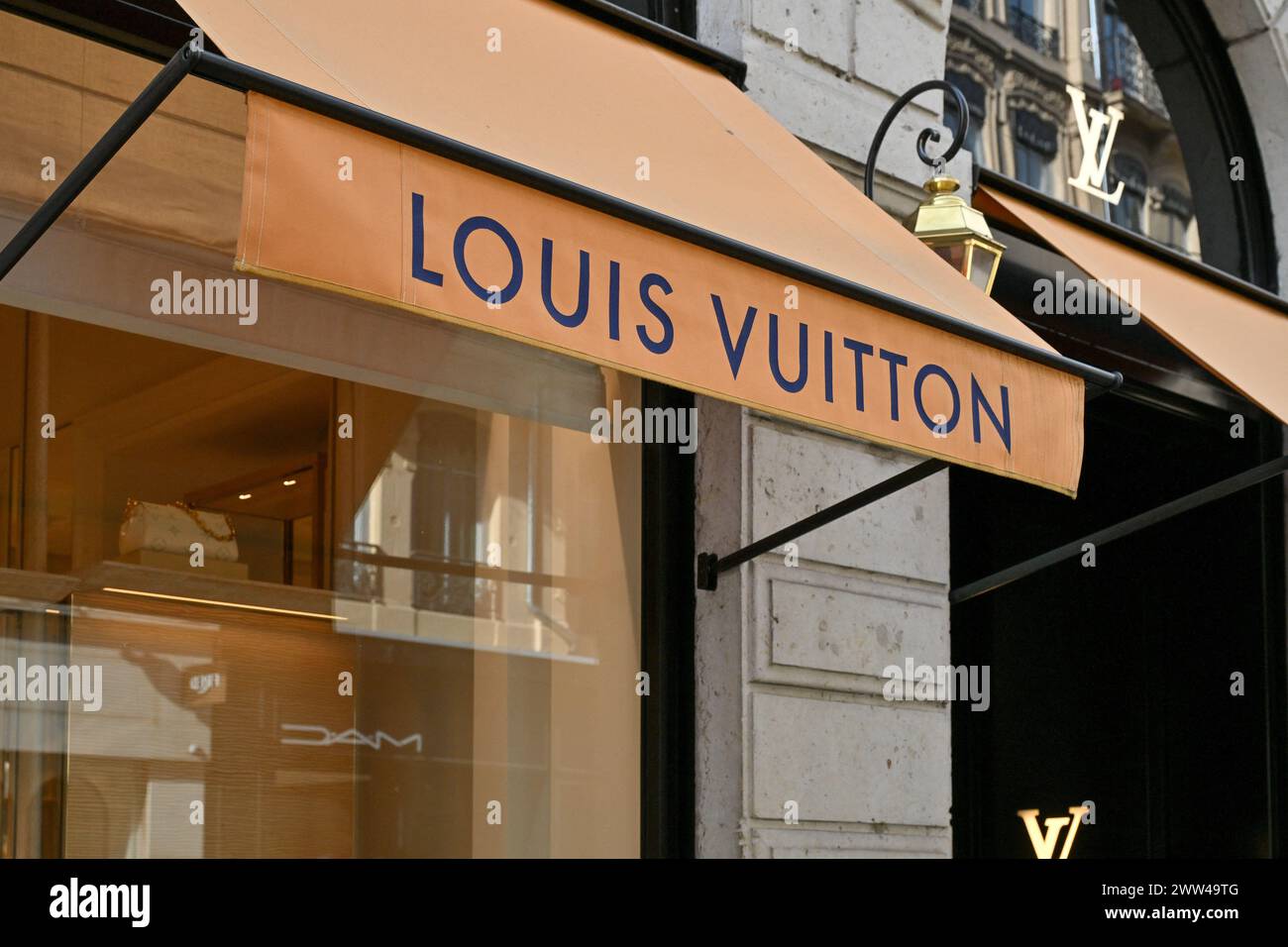 Louis Vuitton Illustration of commercial signs and shops in Lyon ...