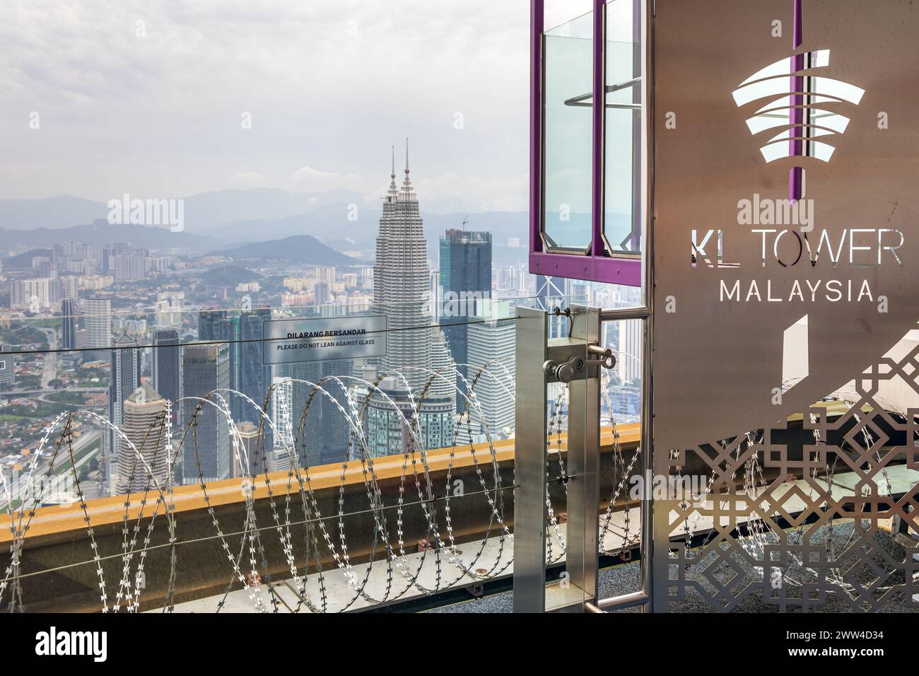 Tallest building kuala lumpur hi-res stock photography and images - Alamy