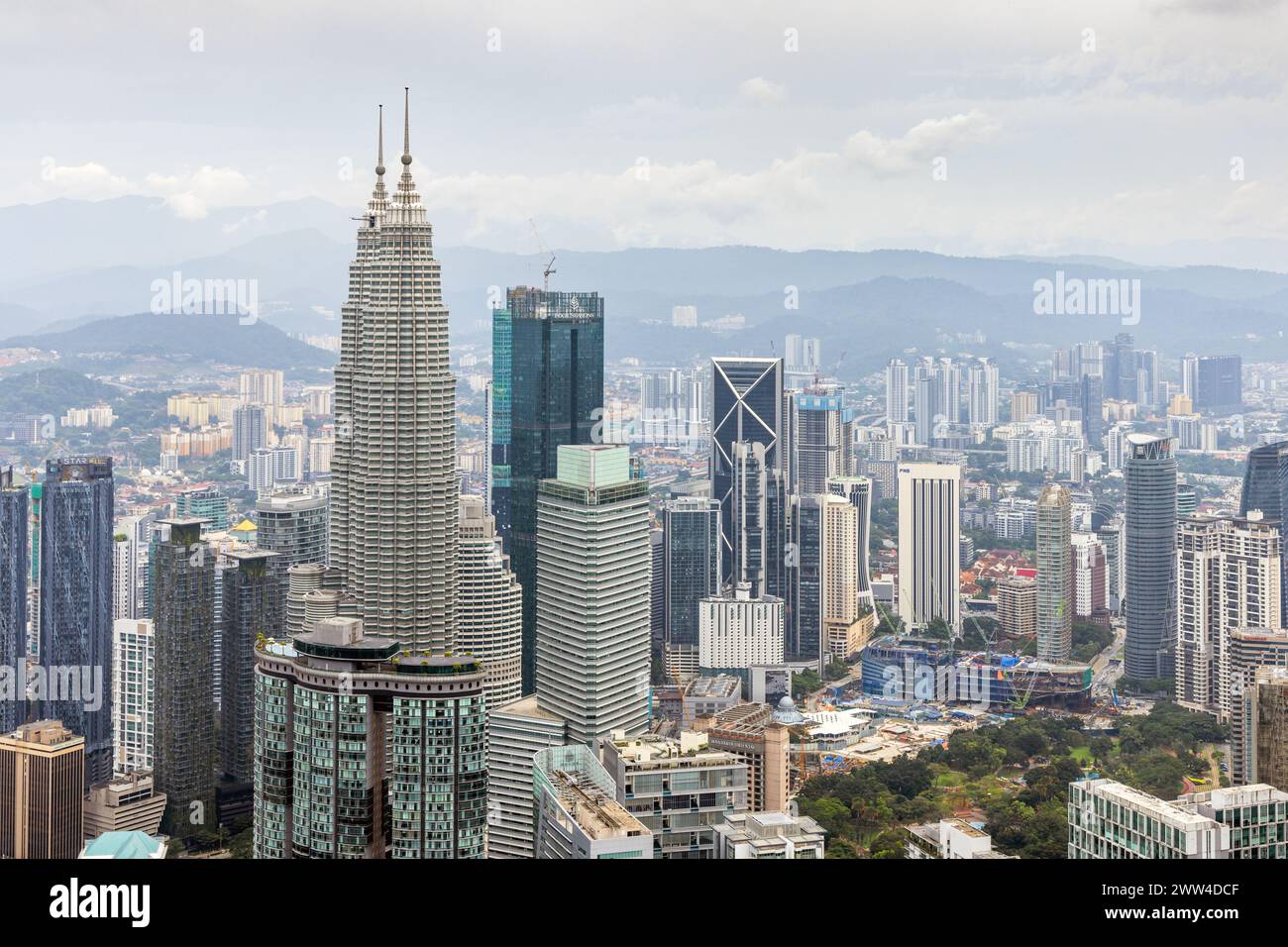 Tallest building kuala lumpur hi-res stock photography and images - Alamy