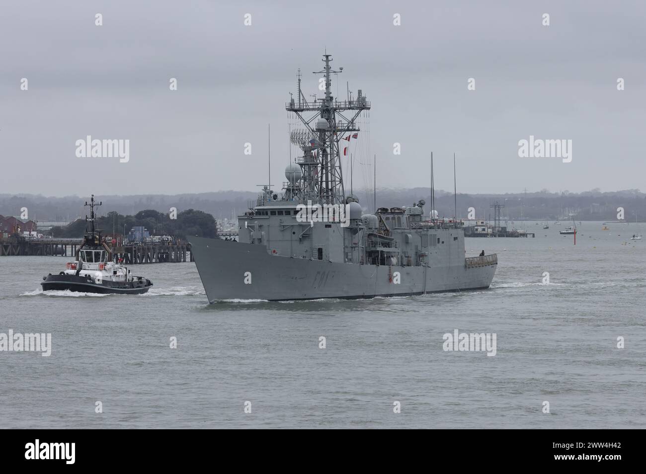 Santa maria class spanish frigate santa maria f81 hi-res stock ...