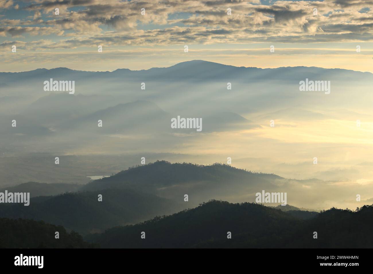 Doi thong viewpoint hi-res stock photography and images - Alamy