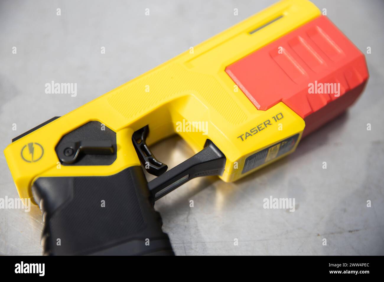 Taser police hi-res stock photography and images - Alamy