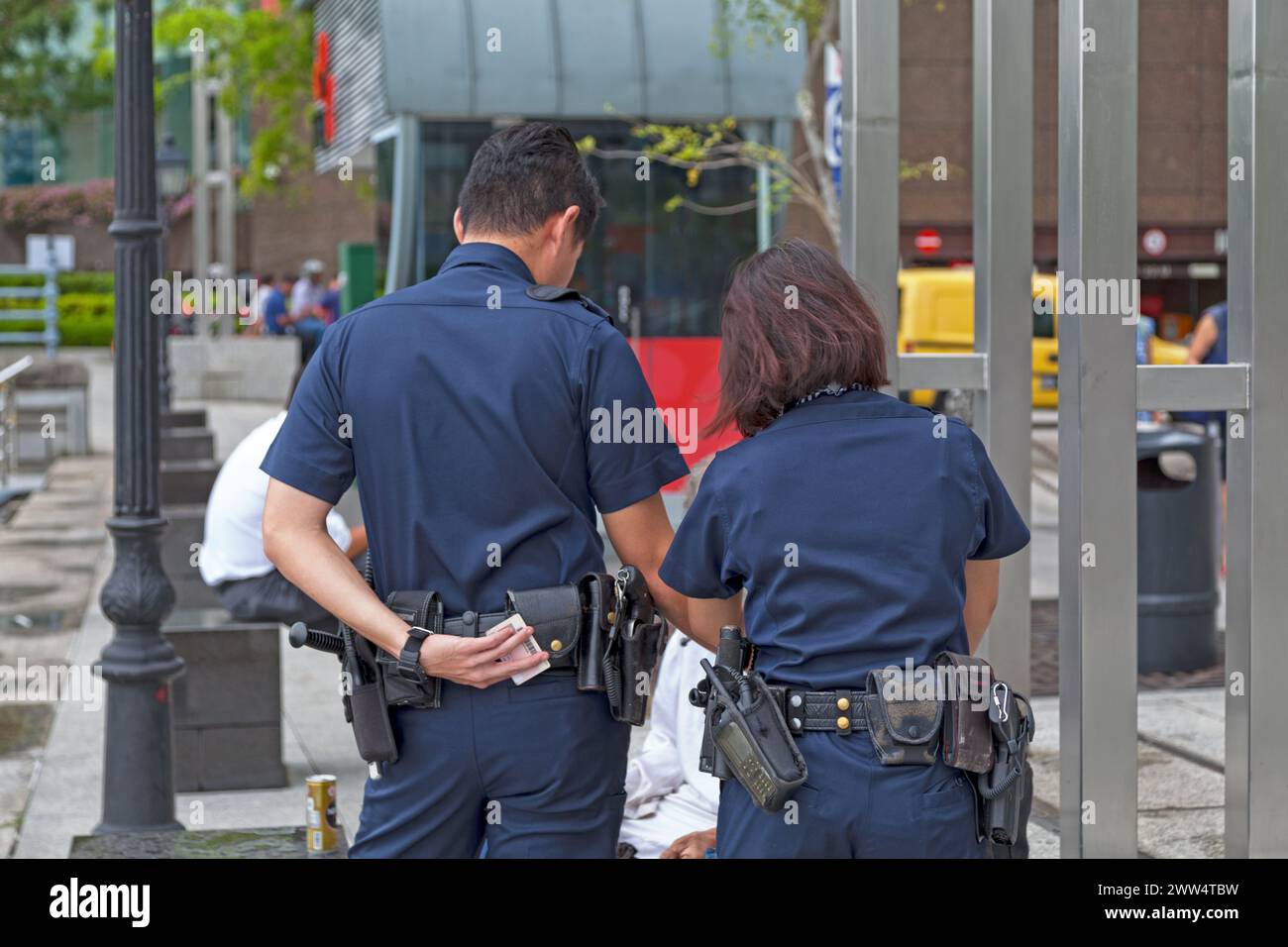 Singapore police force hi-res stock photography and images - Alamy