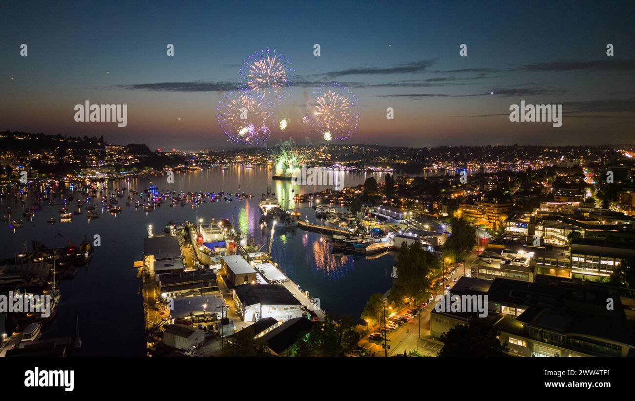 4th of July Fireworks in Seattle Stock Photo - Alamy