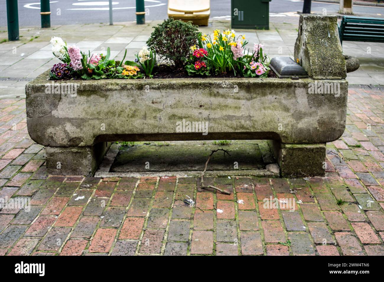 Metropolitan drinking fountain and cattle trough hi-res stock ...