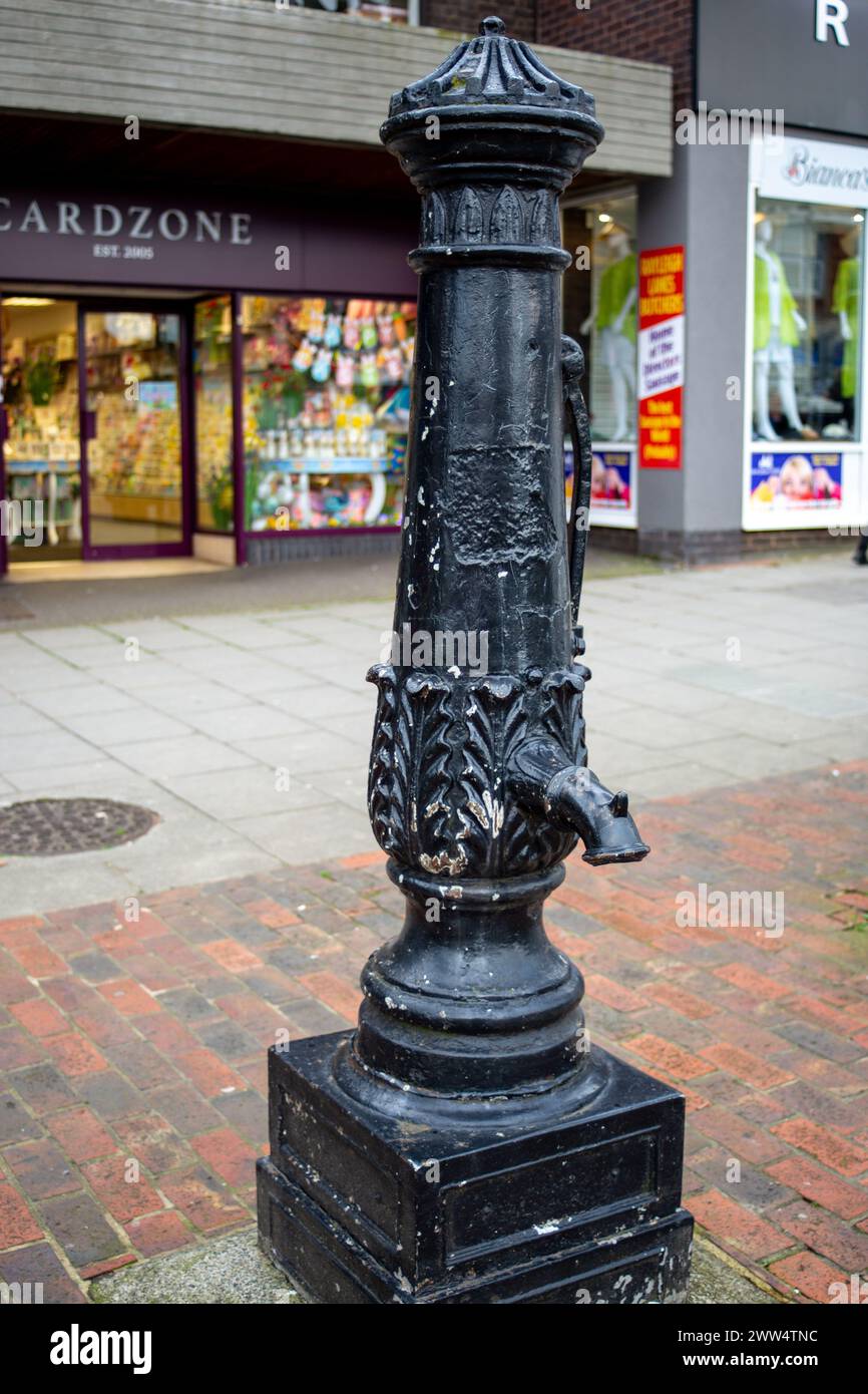 The Town Water Pump - Originally white but now painted black ...