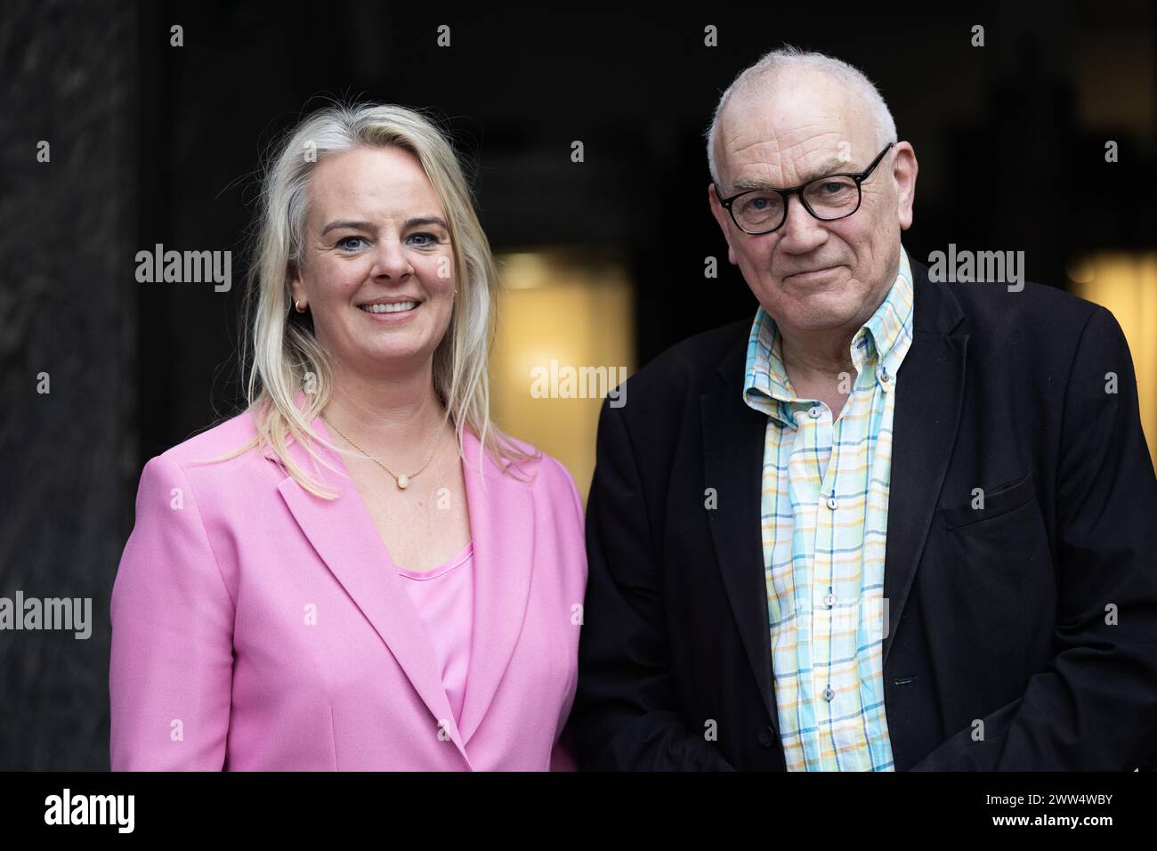 Rechtbanktekening hi-res stock photography and images - Alamy