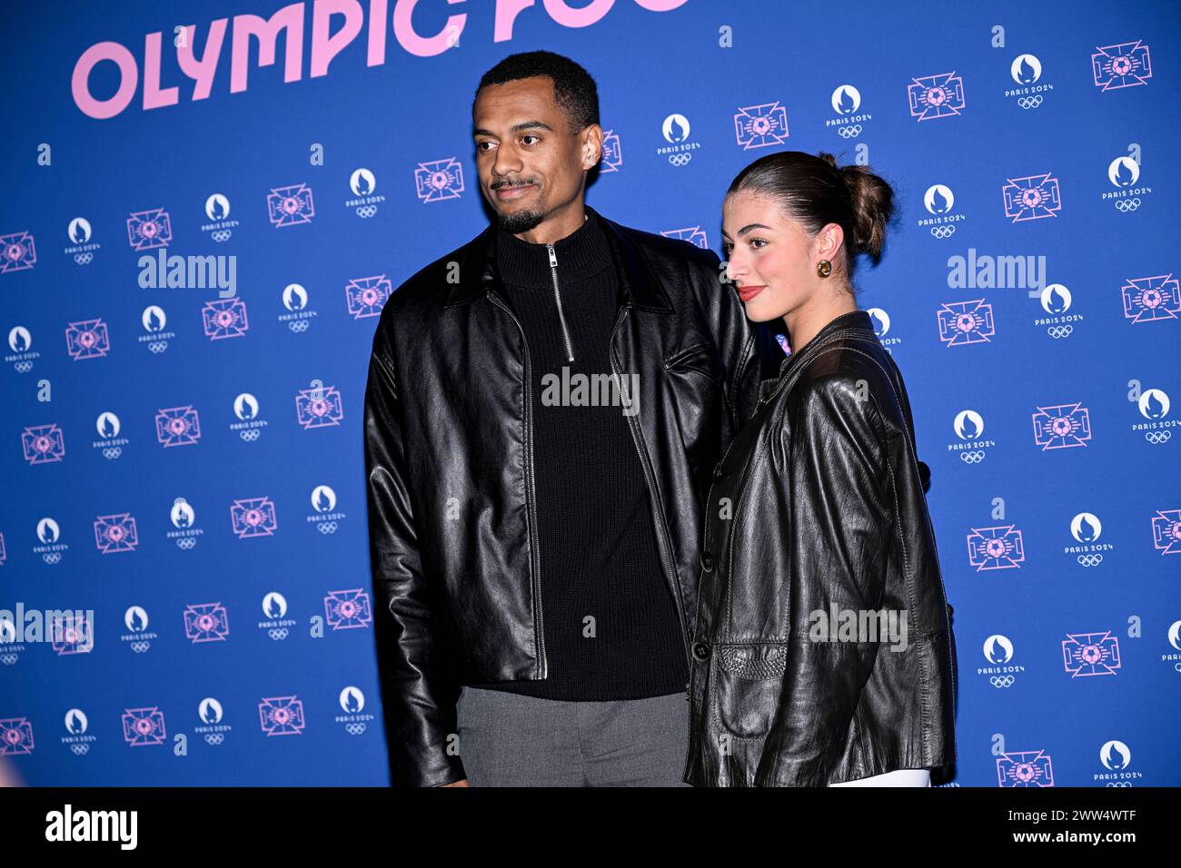 Paris olympics 2024 basketball hi-res stock photography and images - Alamy